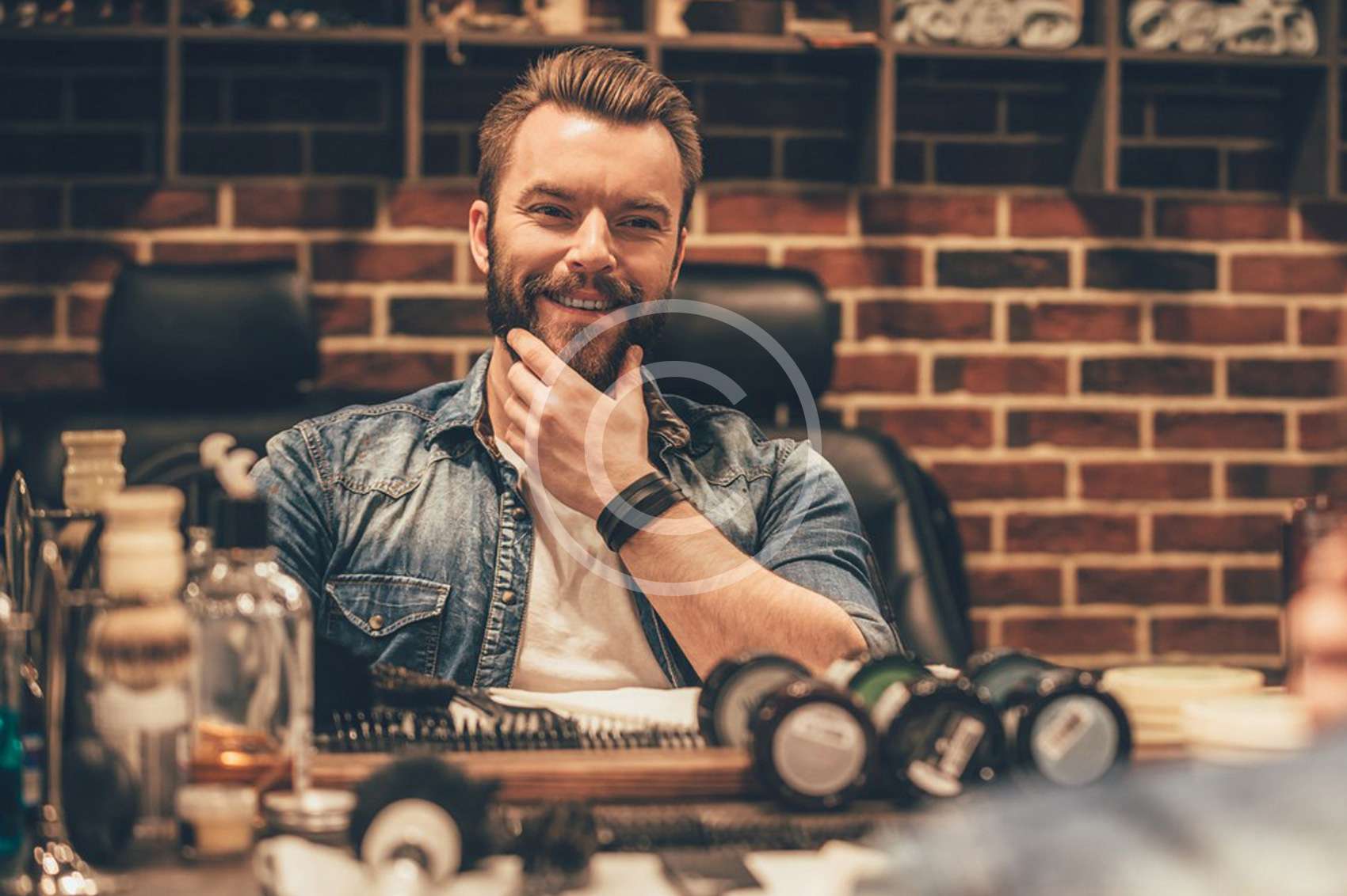 Defined lines, soft texture – FIVE STAR BARBERS